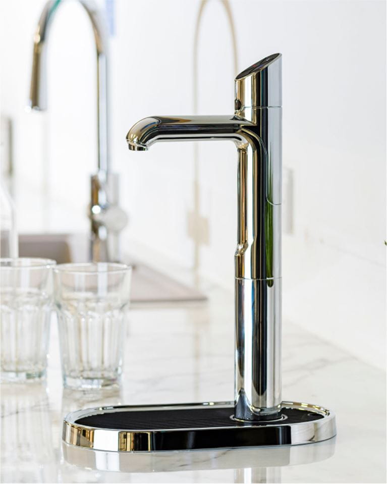 Integrated Tap Font Bright Chrome