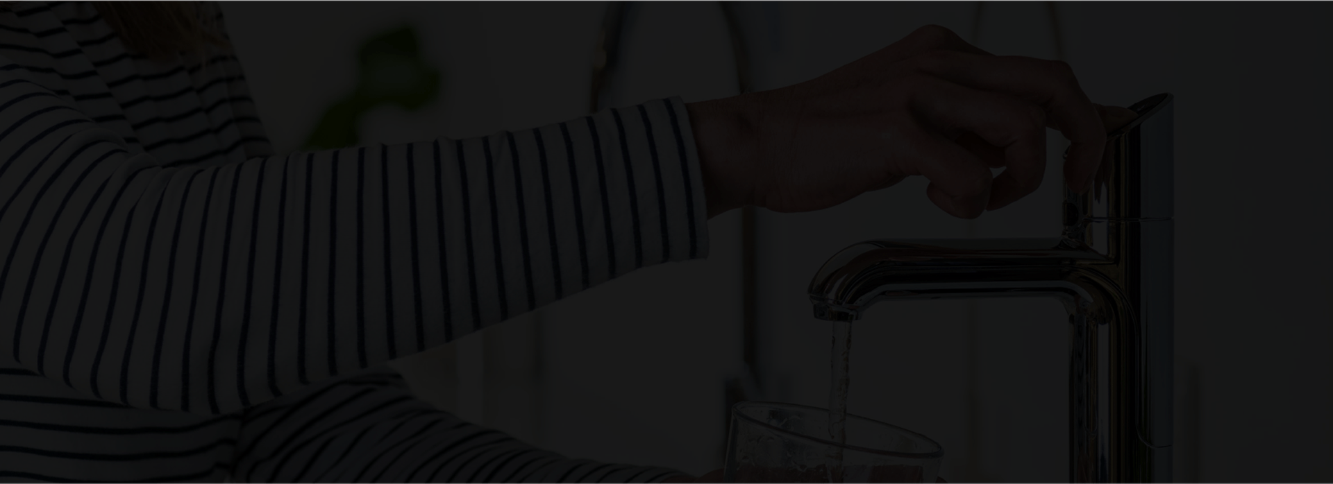 ES6 5.7kW Electronic instantaneous water heater