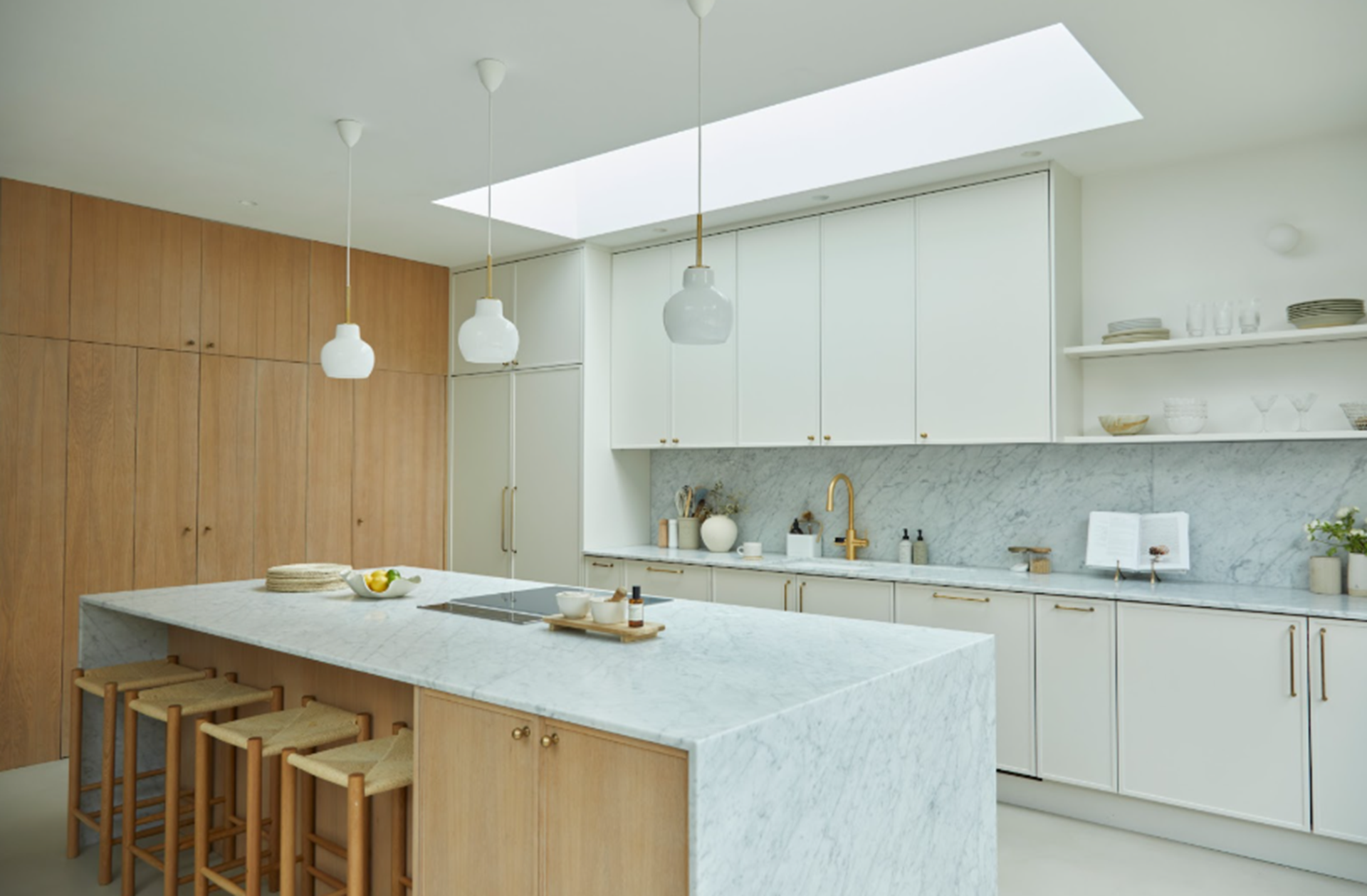 A guide to incorporating minimalist kitchen design into your home